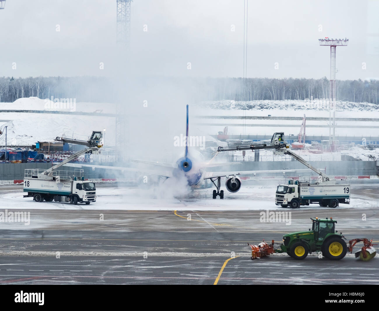 processing aircraft anti-ice Stock Photo - Alamy