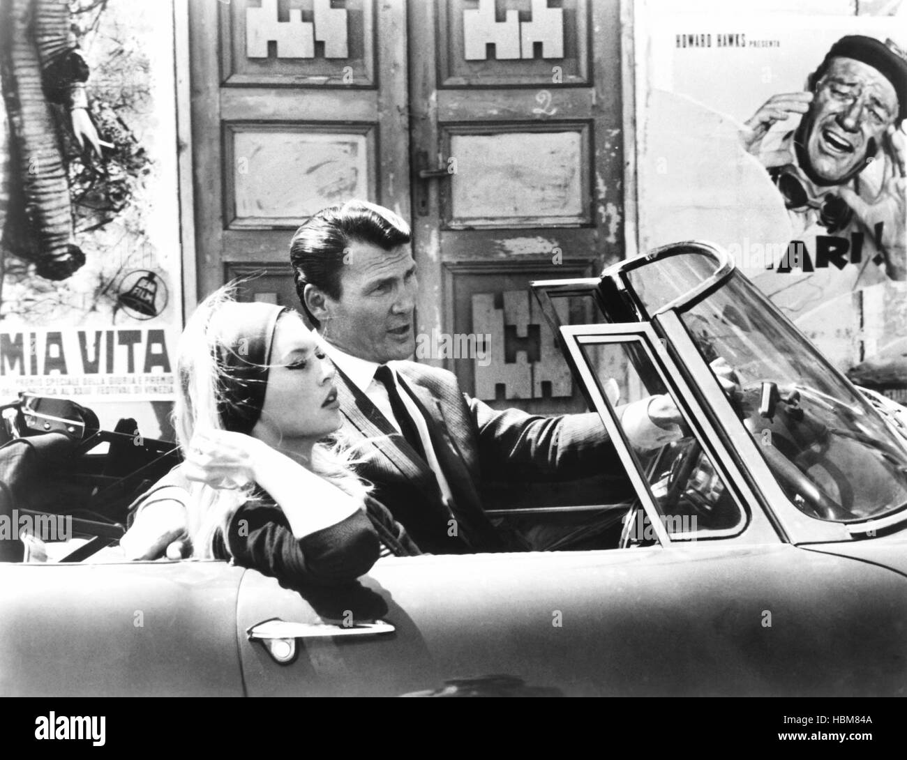 CONTEMPT, (aka LE MEPRIS), from left: Brigitte Bardot, Jack Palance ...