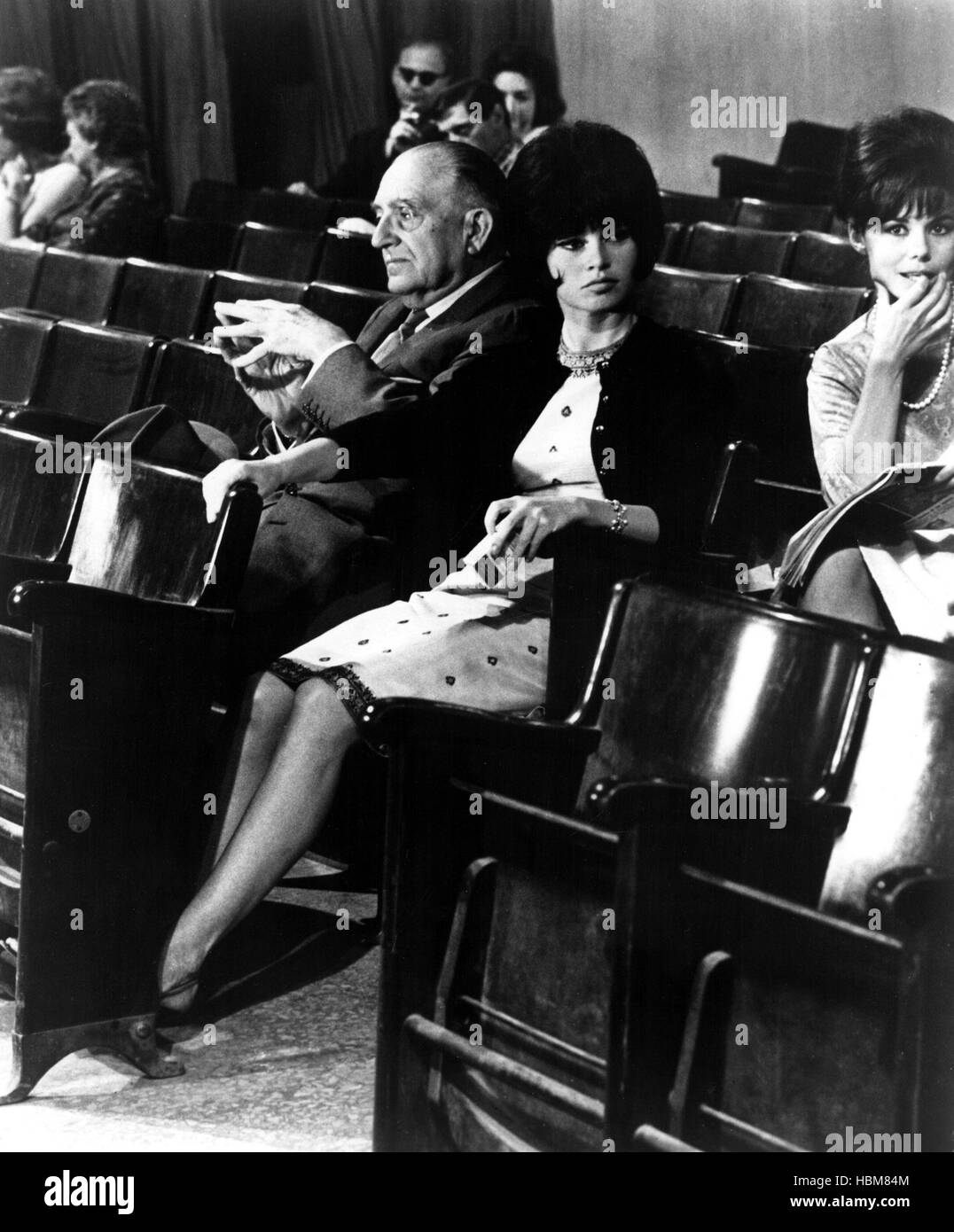 CONTEMPT, (aka LE MEPRIS), Fritz Lang, Brigitte Bardot, Giorgia Moll ...