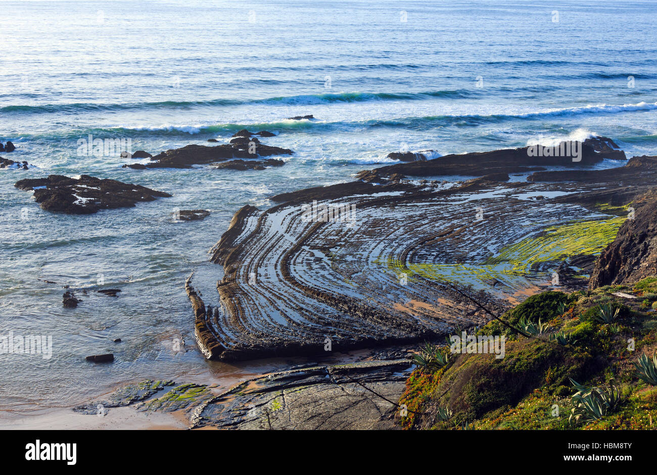 Natural amphitheater on beach (Algarve, Portugal Stock Photo - Alamy