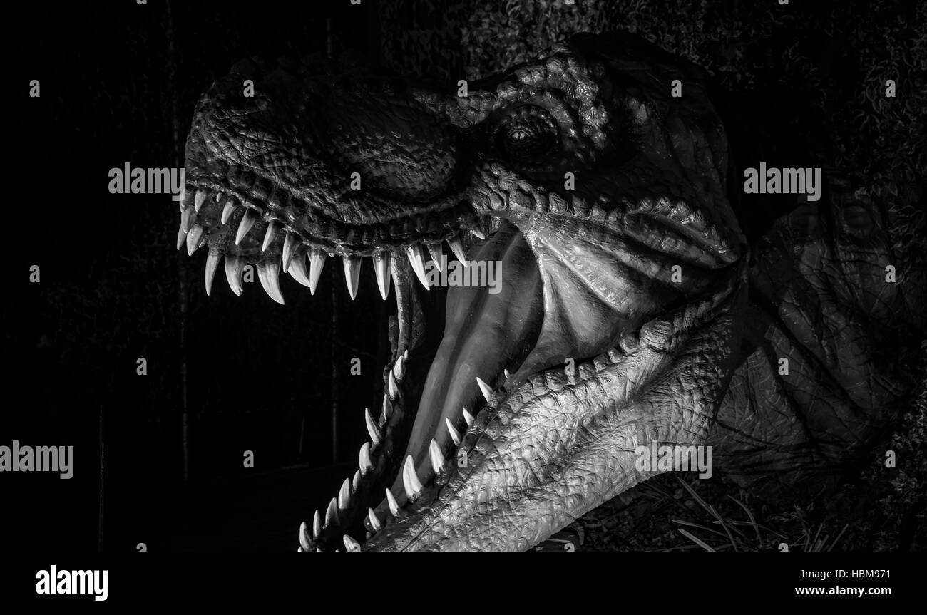 Tyrannosaurus rex, strong jaw full of sharp and dangerous teeth ...