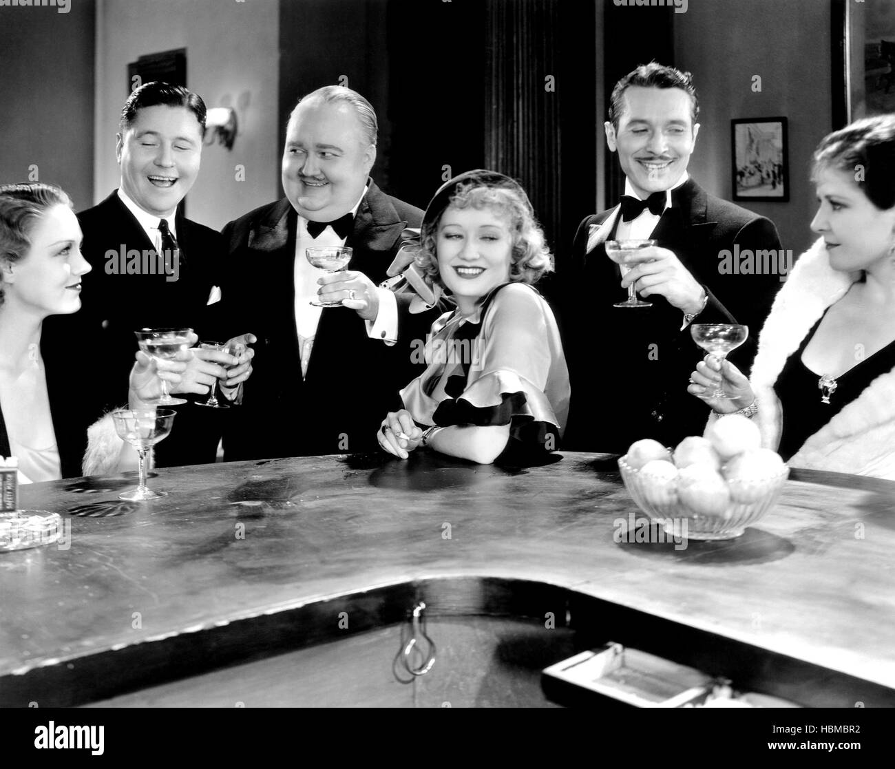 DANCERS IN THE DARK, from left, Claire Dodd, Jack Oakie, Walter Hiers ...