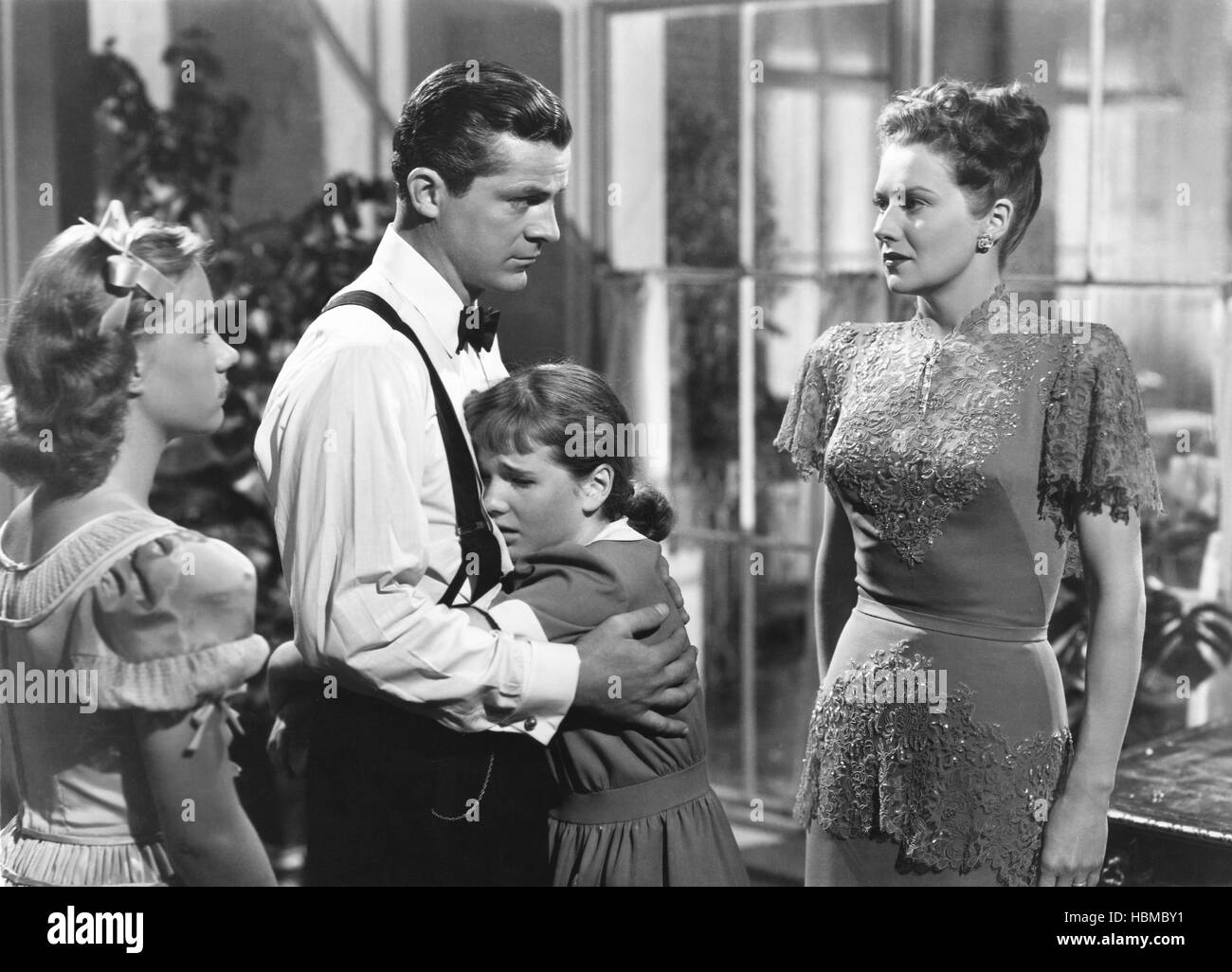 DAISY KENYON, from left, Peggy Ann Garner, Dana Andrews, Connie ...