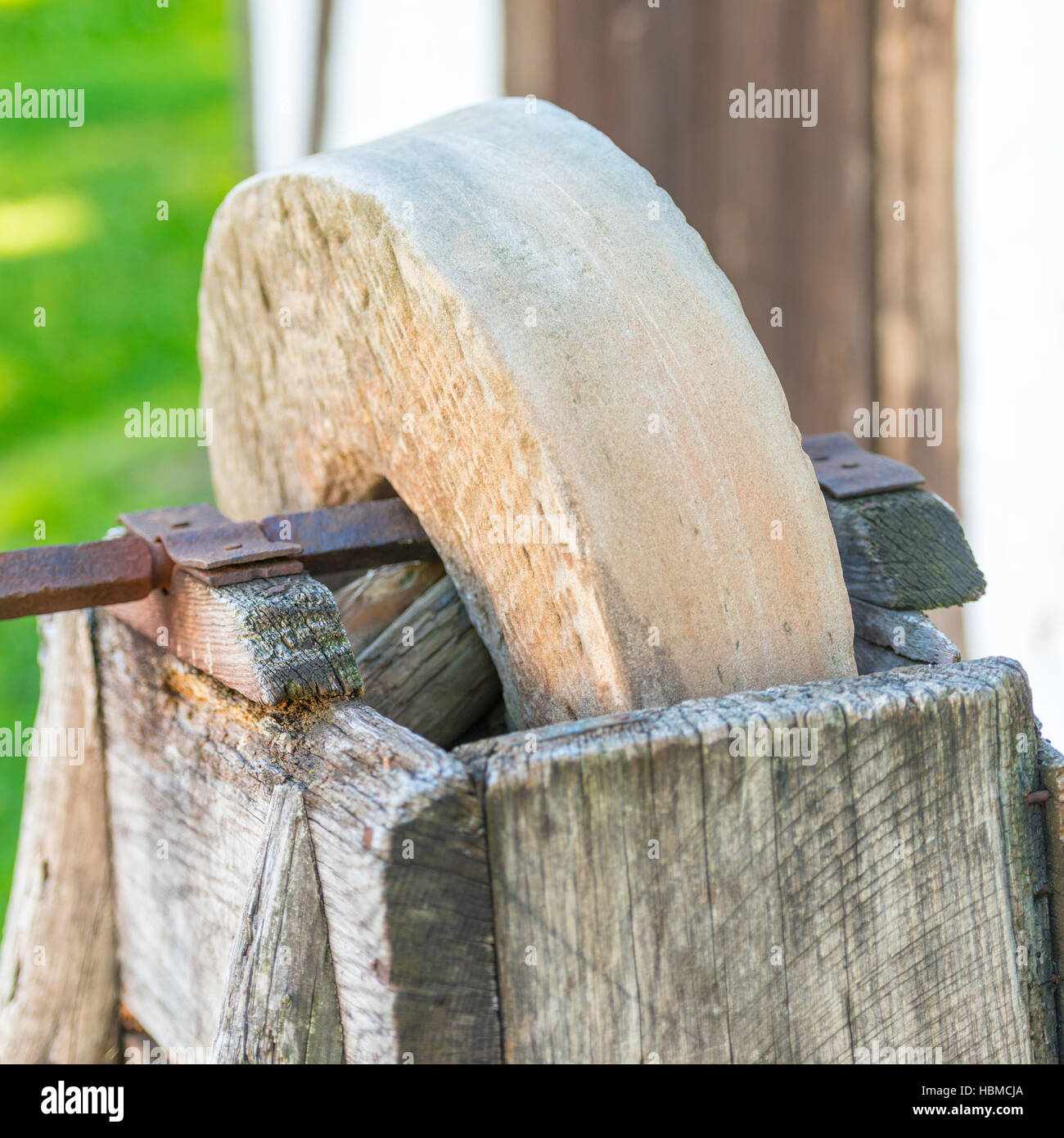 The old grindstone Stock Photo - Alamy