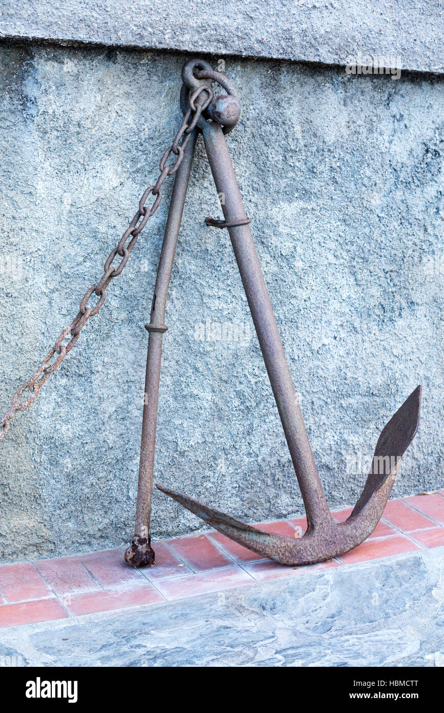 Anchor with chain Stock Photo - Alamy