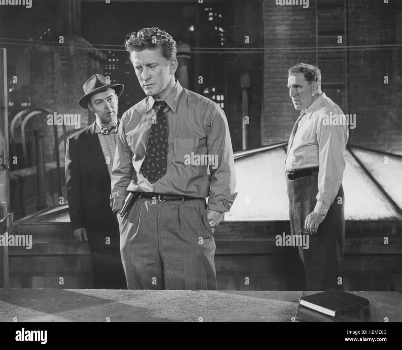 DETECTIVE STORY, from left: Luis Van Rooten, Kirk Douglas, William ...