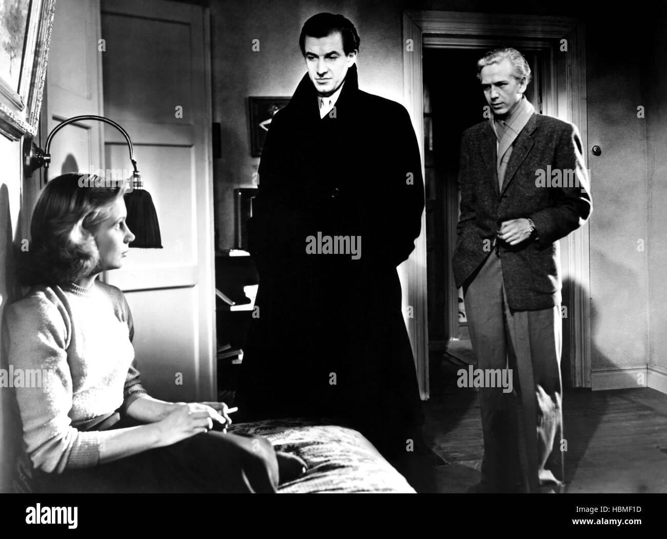 THE DEVIL'S WANTON, (aka FANGELSE), from left, Doris Svedlund, Curt Masreliez, Hasse Ekman, 1949 ...