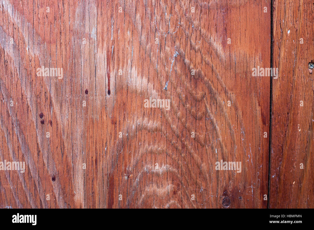 Seamless picture of the rough panted red wooden board Stock Photo - Alamy