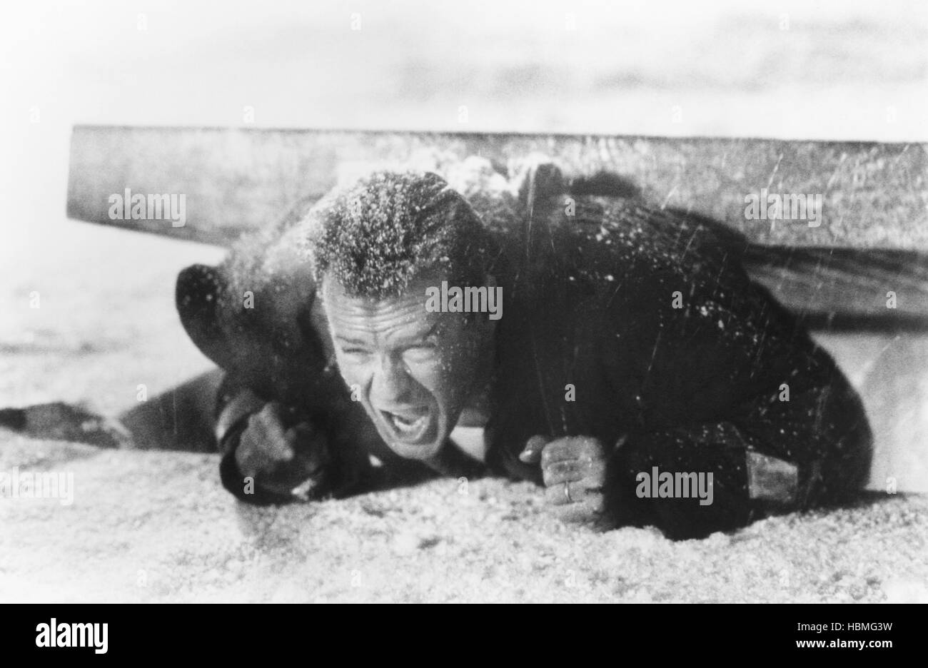 DIE HARD 2, Bruce Willis, 1990. ©20th Century-Fox Film Corporation, TM ...