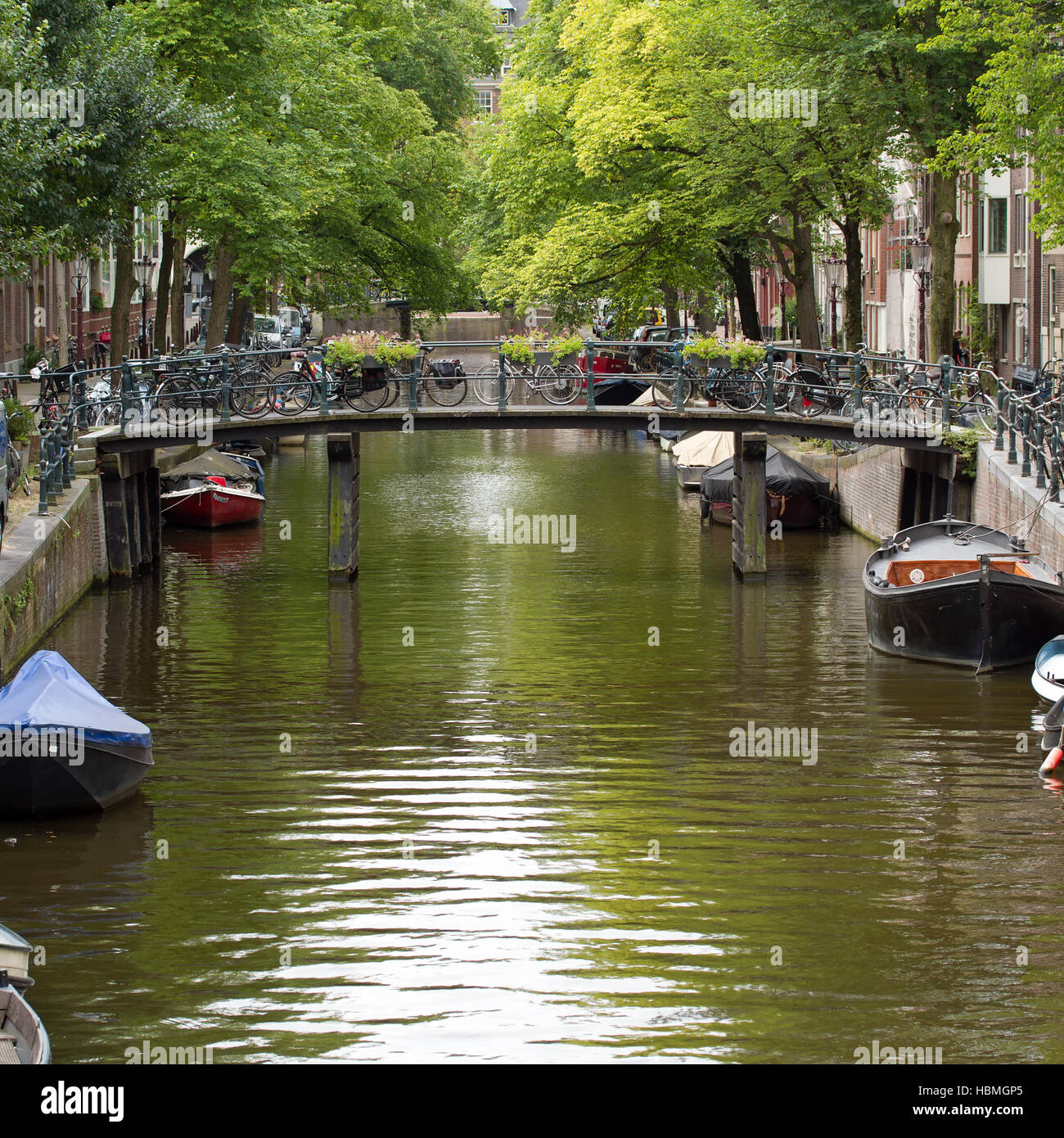 Bridges 001 amsterdam netherlands hi-res stock photography and images ...