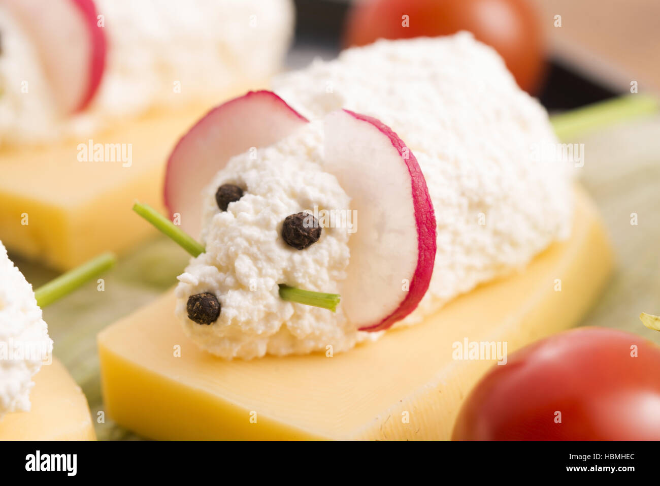 Mice shape hi-res stock photography and images - Alamy