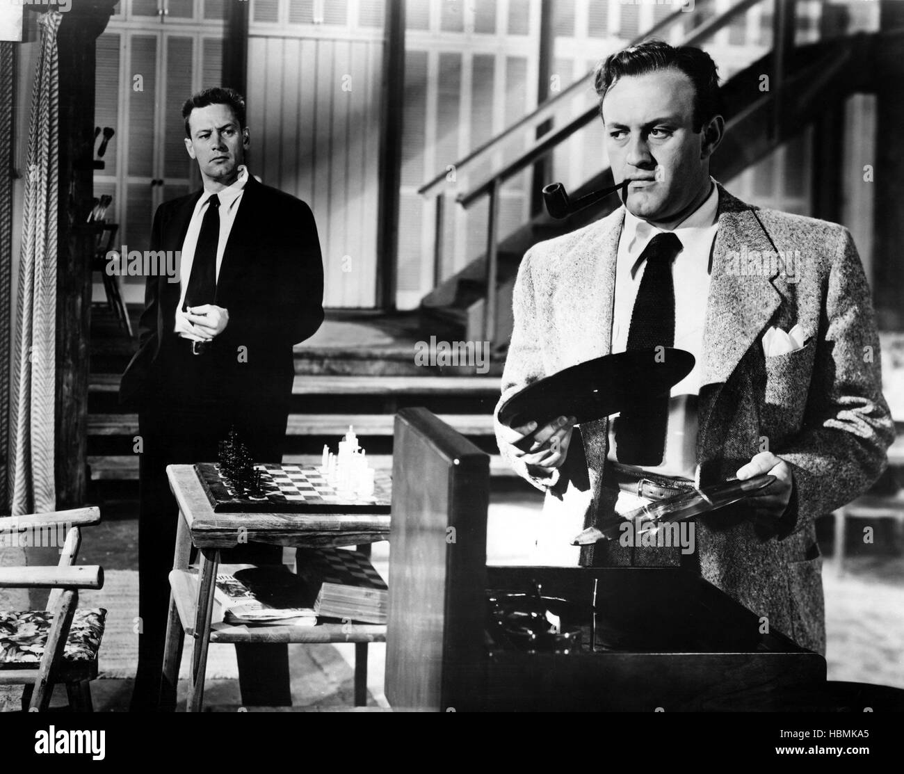 THE DARK PAST, William Holden, Lee J. Cobb, 1948 Stock Photo - Alamy
