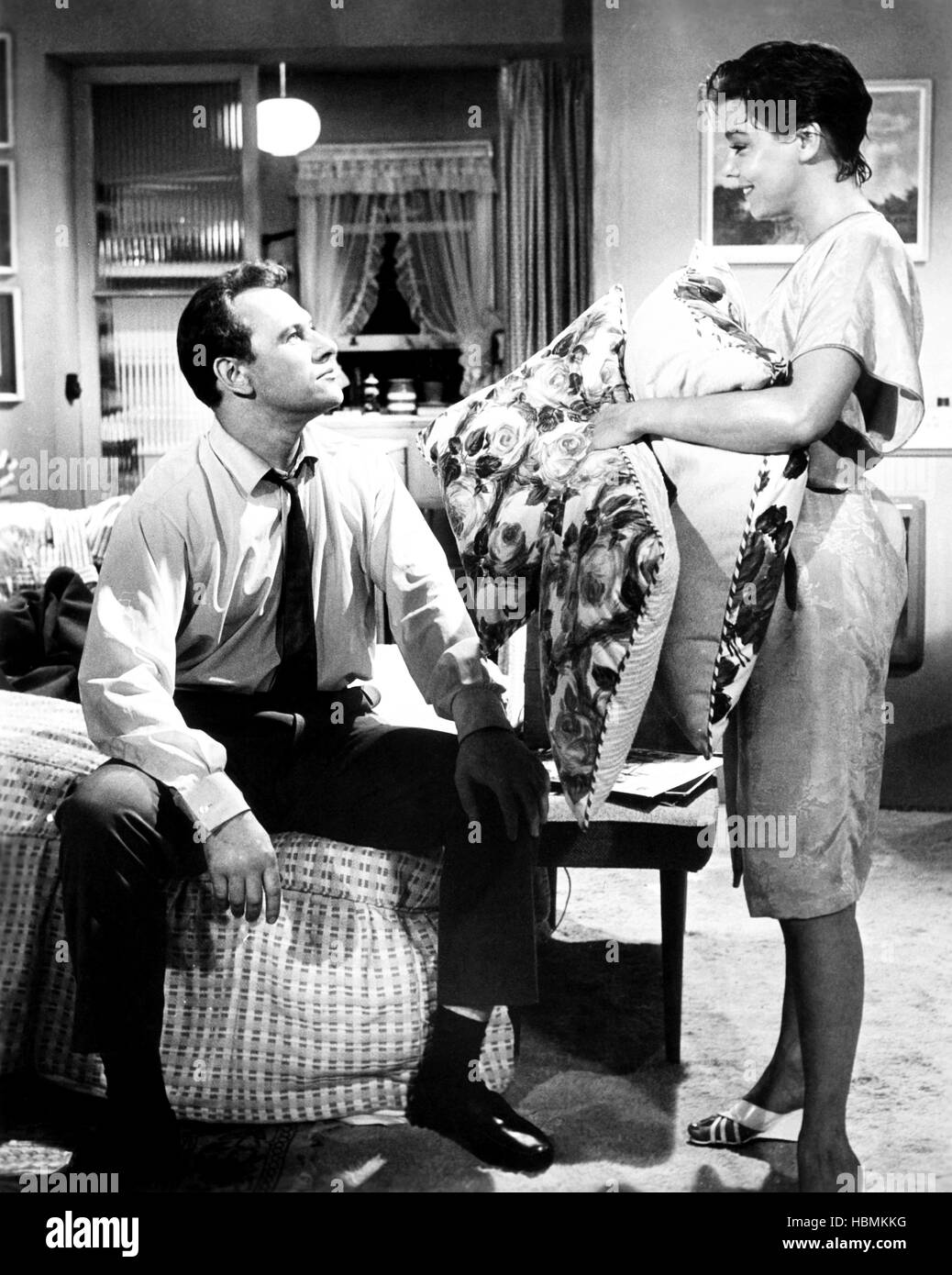 THE DAY THE EARTH CAUGHT FIRE, from left, Edward Judd, Janet Munro ...