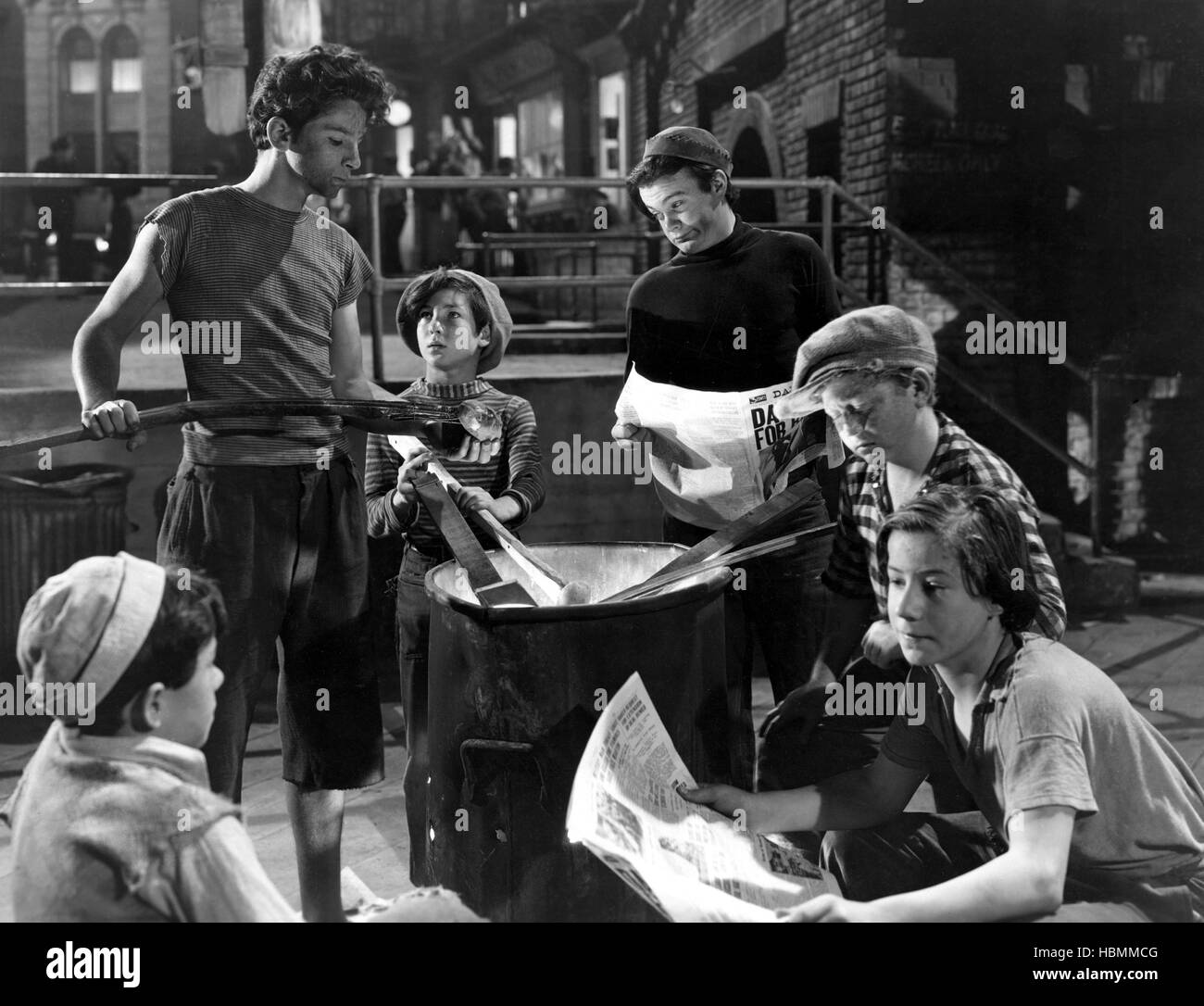 DEAD END, Gabriel Dell, Leo Gorcey, Bobby Jordan, 1937 Stock Photo - Alamy