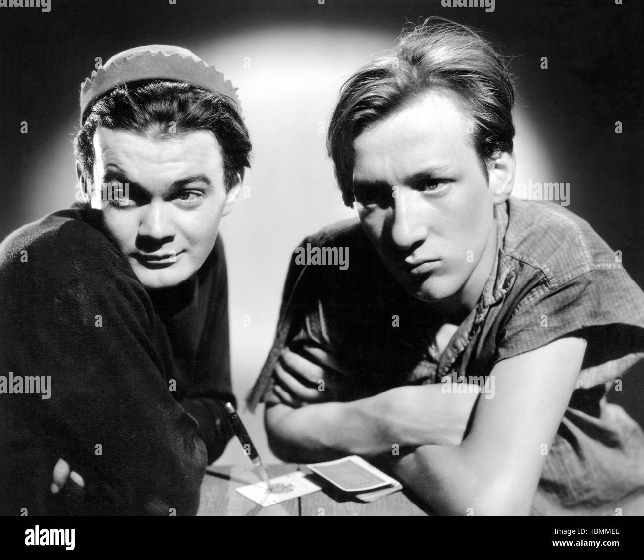 DEAD END, from left: Leo Gorcey, Huntz Hall, 1937 Stock Photo - Alamy