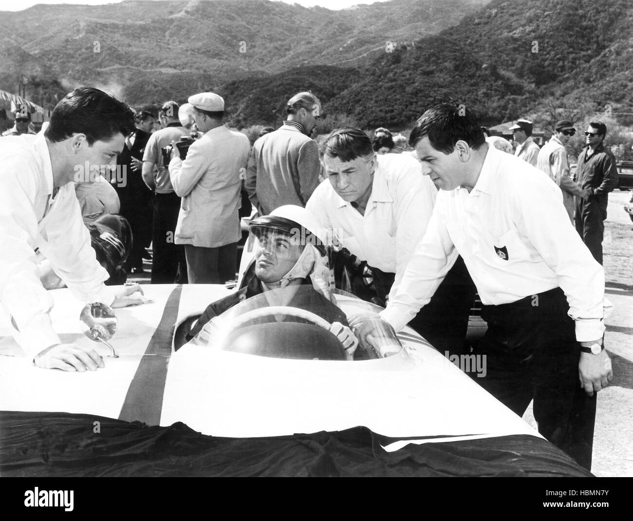 THE DEVIL'S HAIRPIN, Larry Pennell, Cornel Wilde, Paul Fix, Ross ...