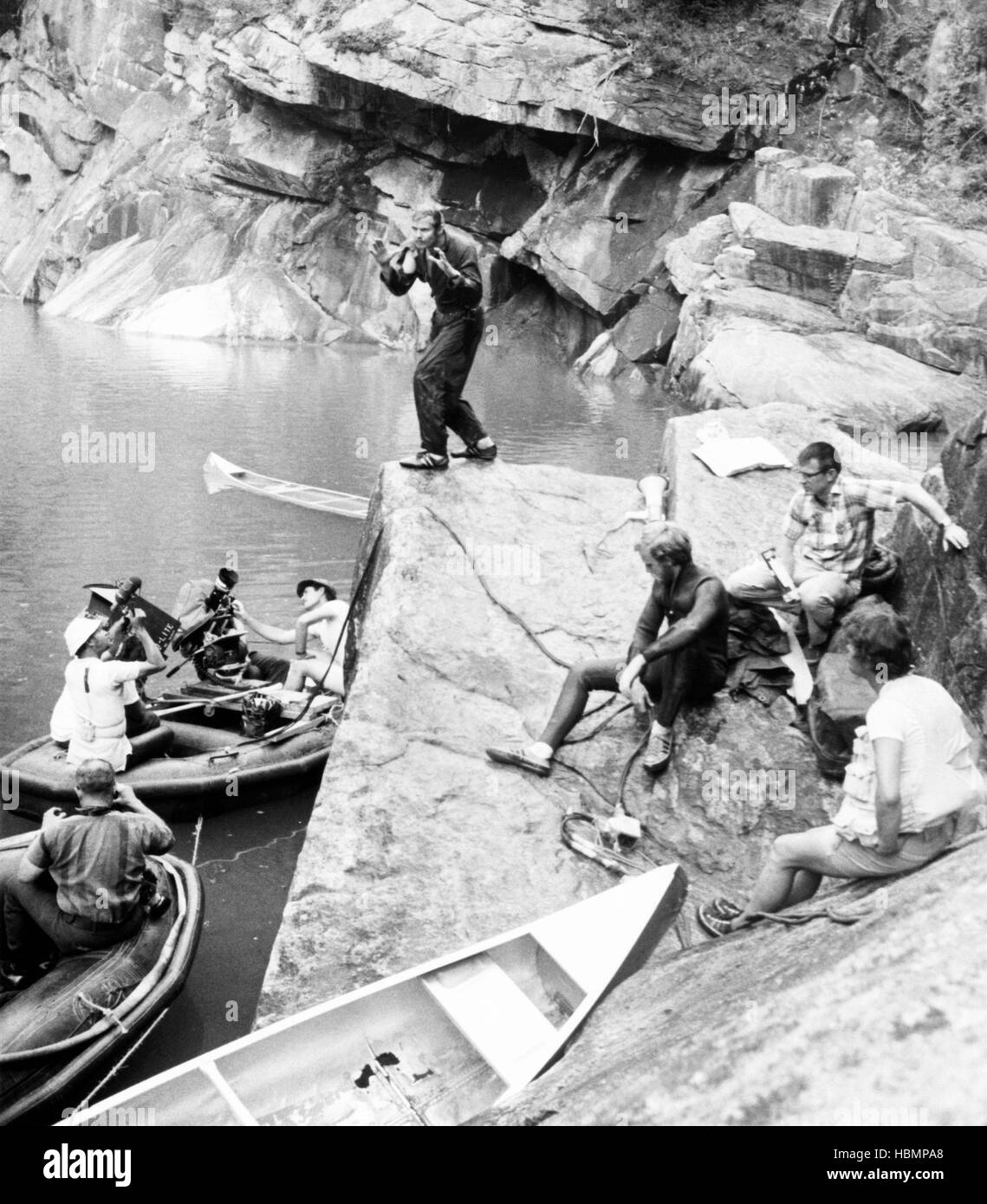 DELIVERANCE, Jon Voight (center), on set, 1972 Stock Photo - Alamy
