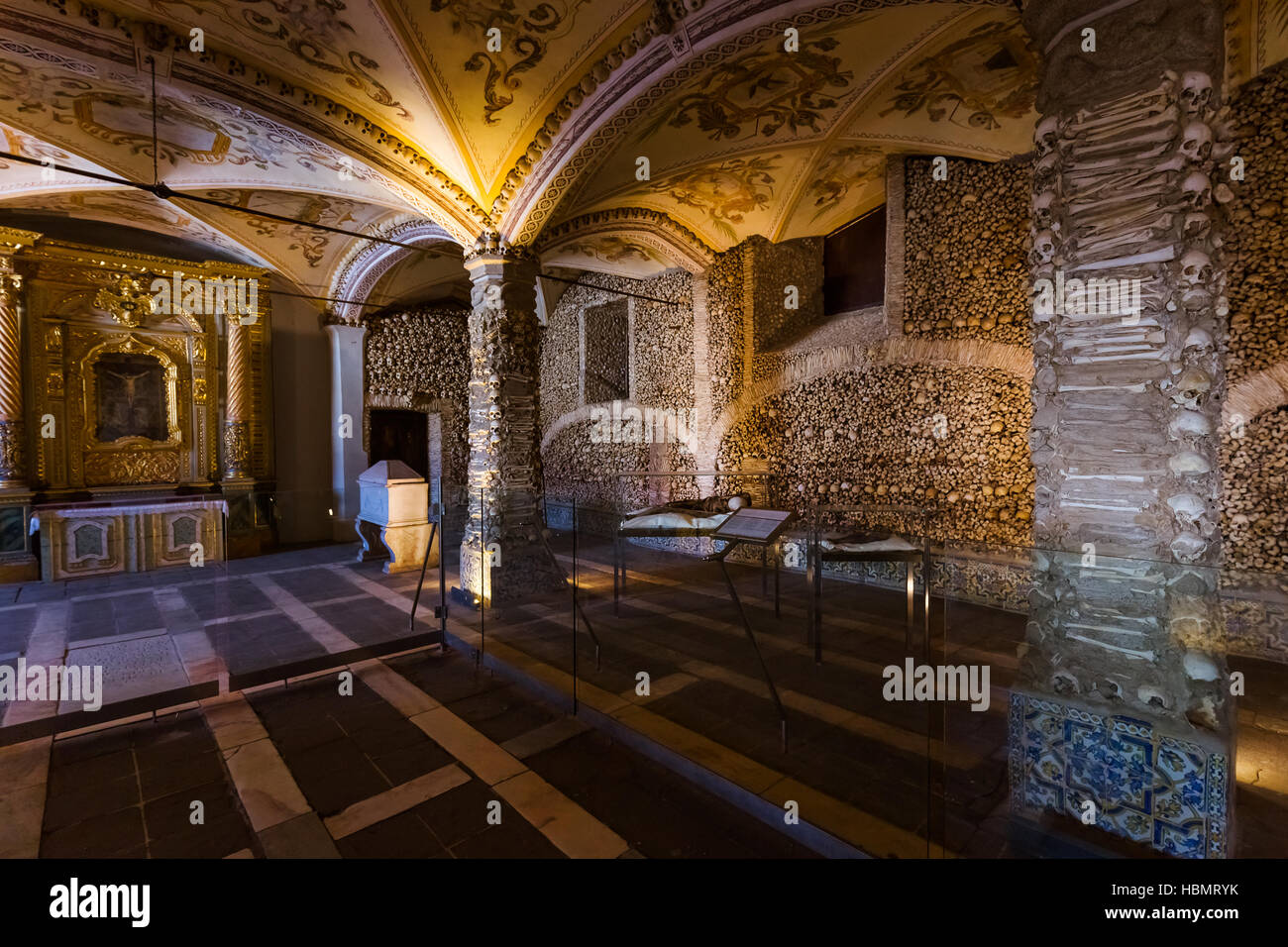 Chapel of the Bones - Evora Portugal Stock Photo - Alamy