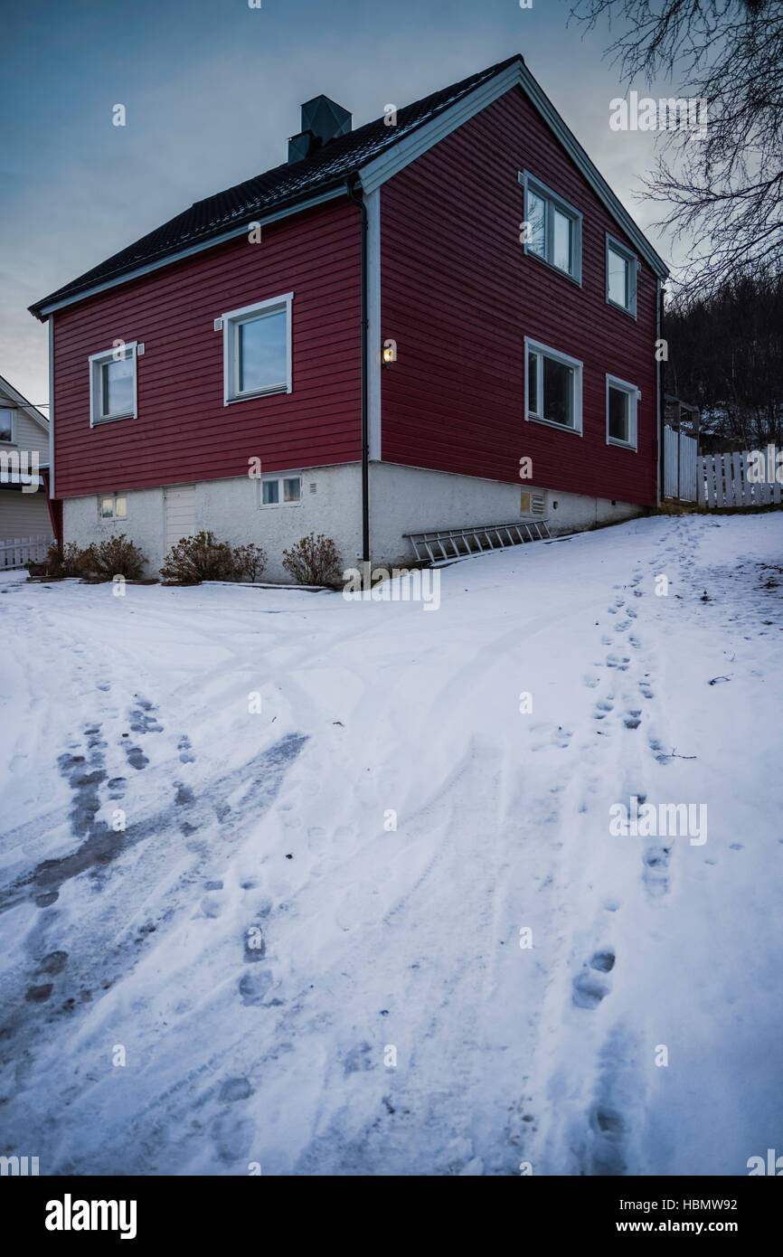 Winter scene of local private housing at Kirkenes, Arctic Norway Stock ...