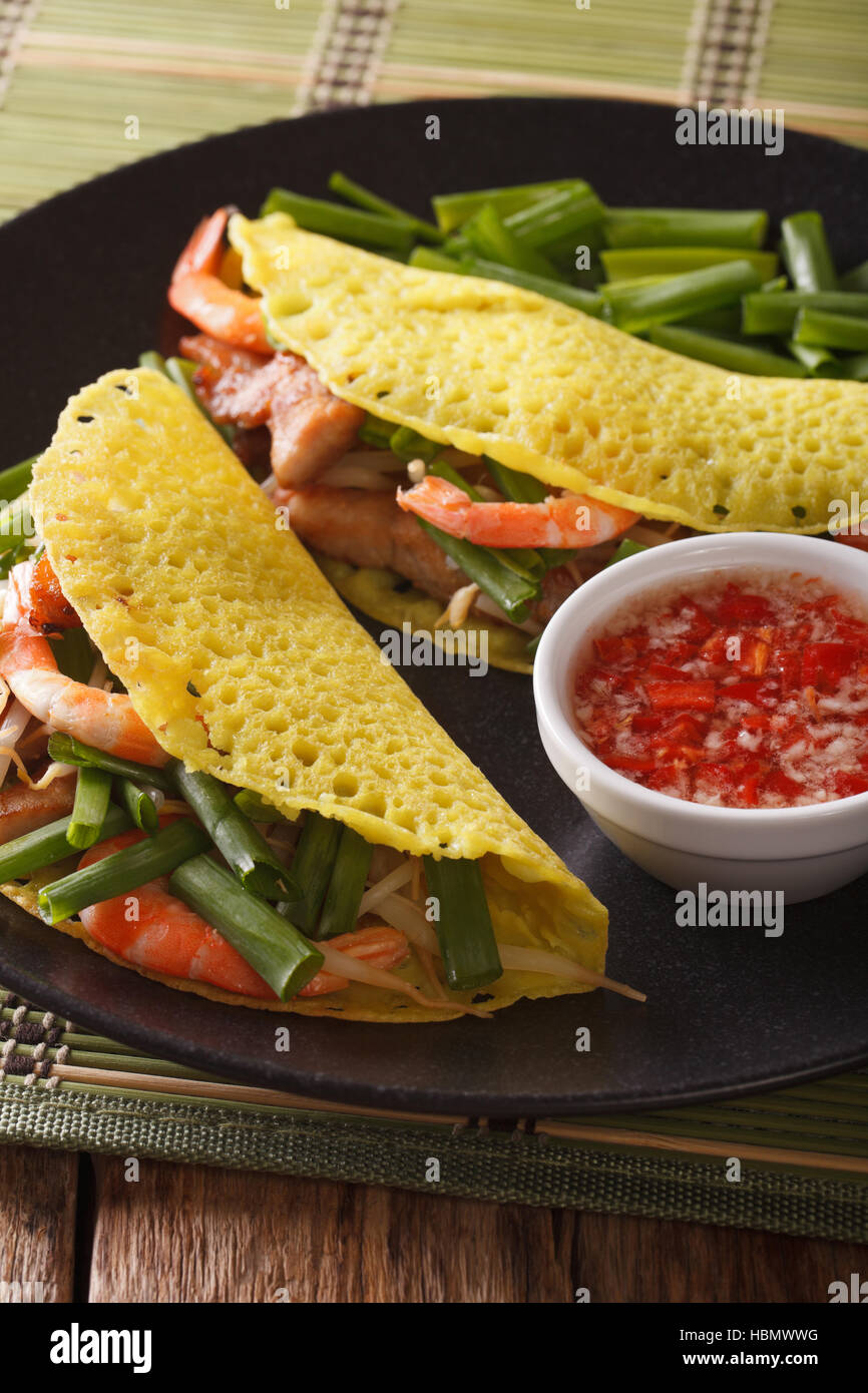 Banh xeo hi-res stock photography and images - Alamy