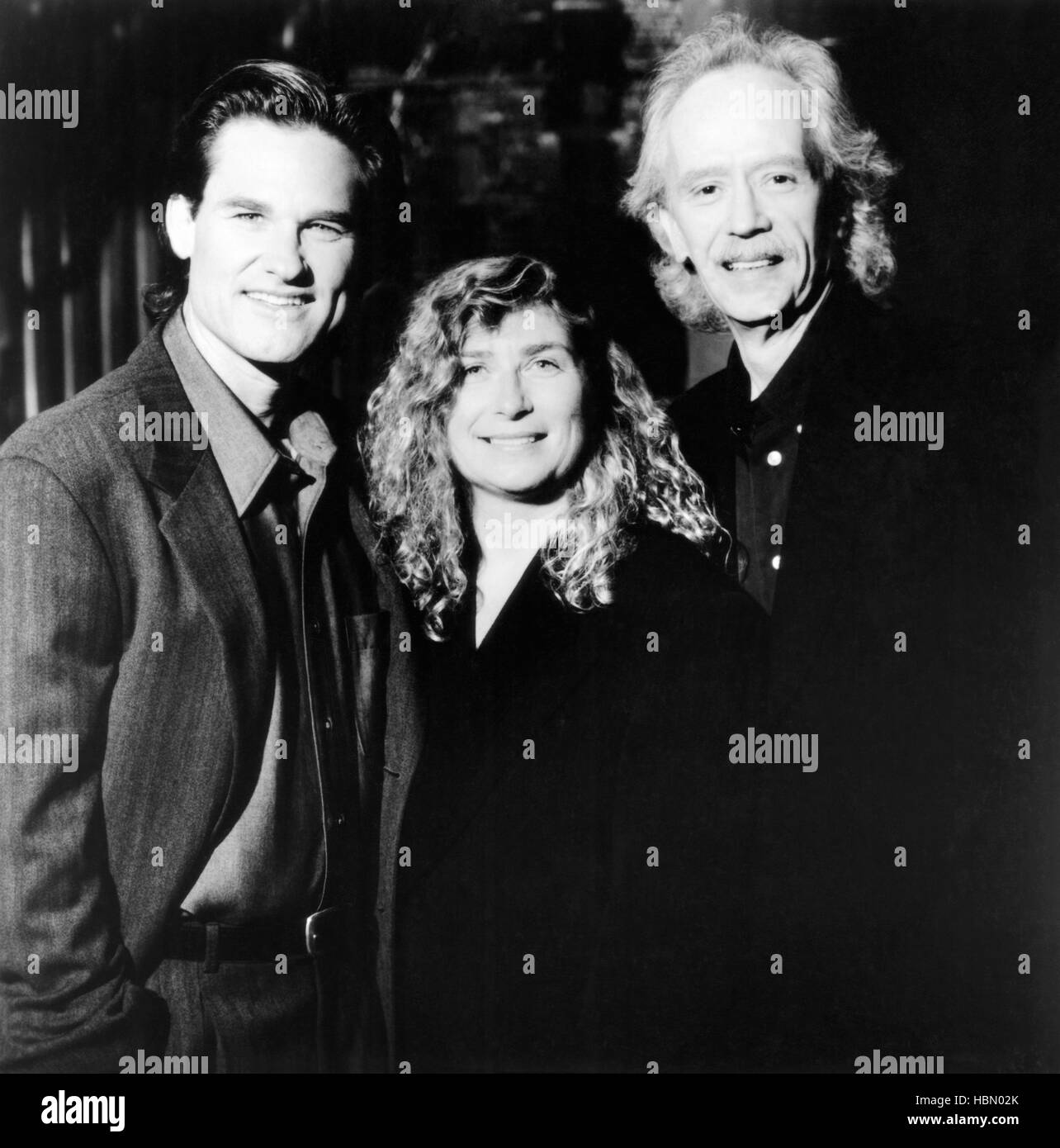 ESCAPE FROM L.A., from left: Kurt Russell, writer Debra Hill, writer ...