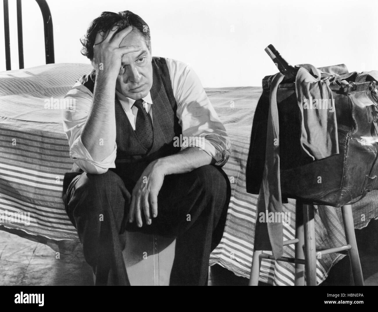 DEATH OF A SALESMAN, Fredric March, 1951 Stock Photo - Alamy