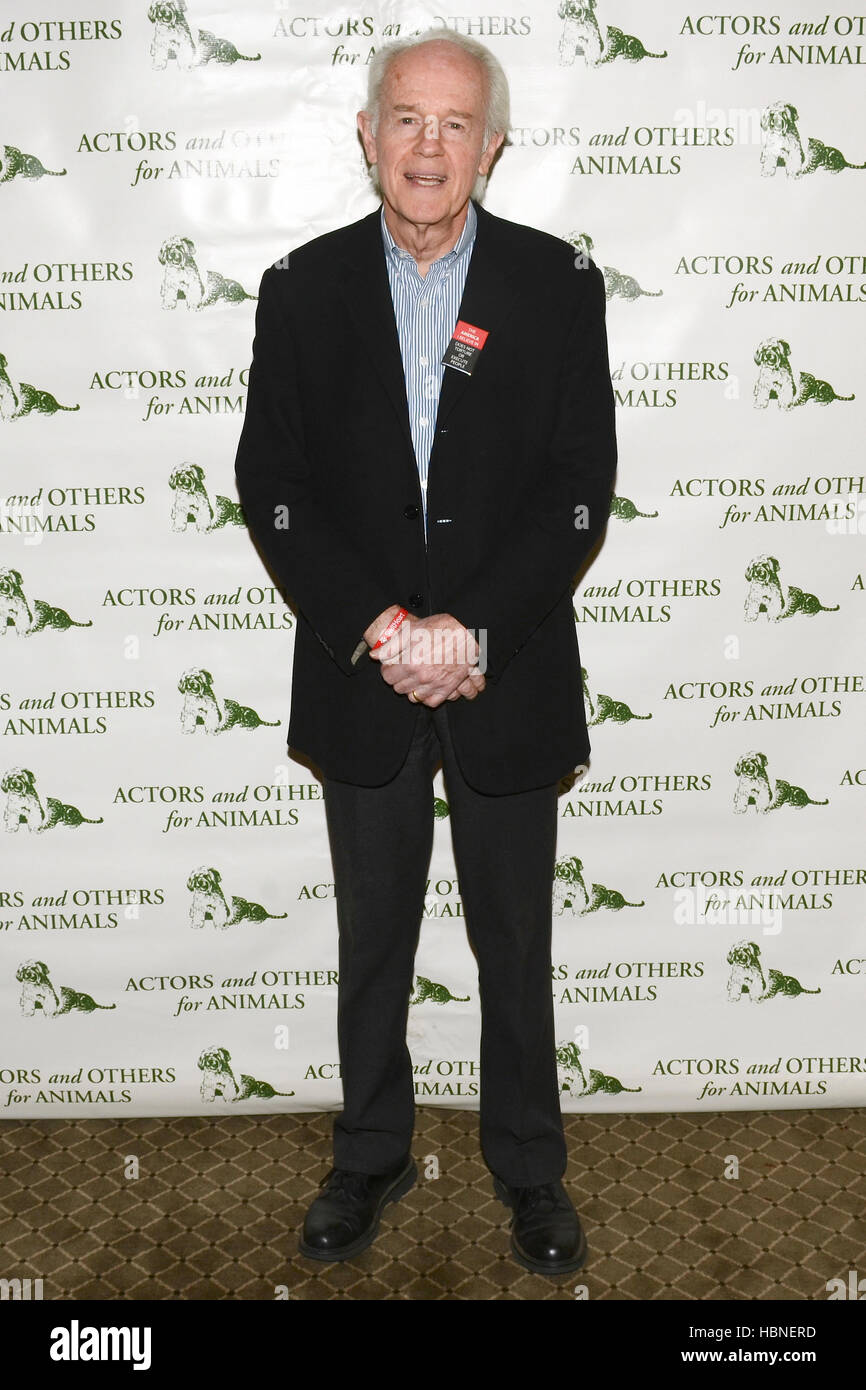 Mike farrell hi-res stock photography and images - Alamy