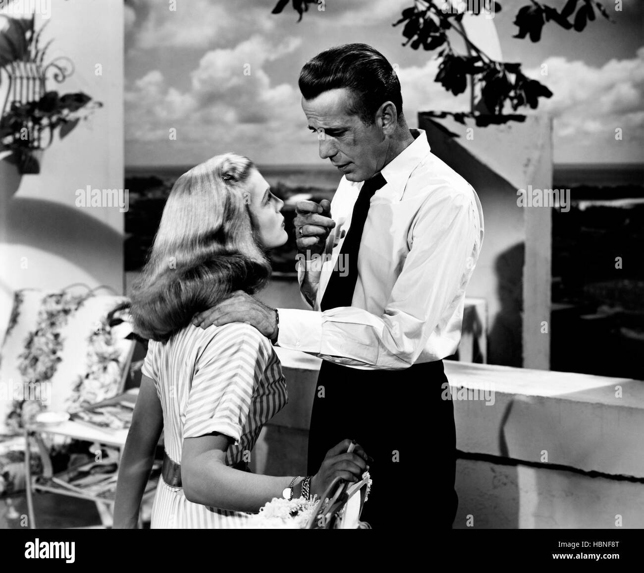 DEAD RECKONING, from left: Lizabeth Scott, Humphrey Bogart, 1947 Stock ...