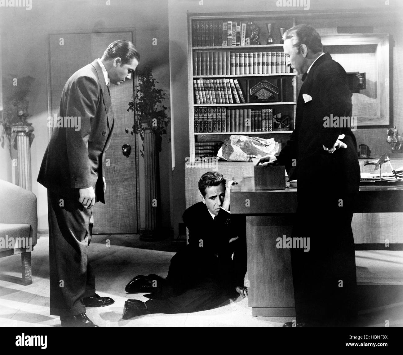 DEAD RECKONING, from left: Marvin Miller, Humphrey Bogart, Morris ...