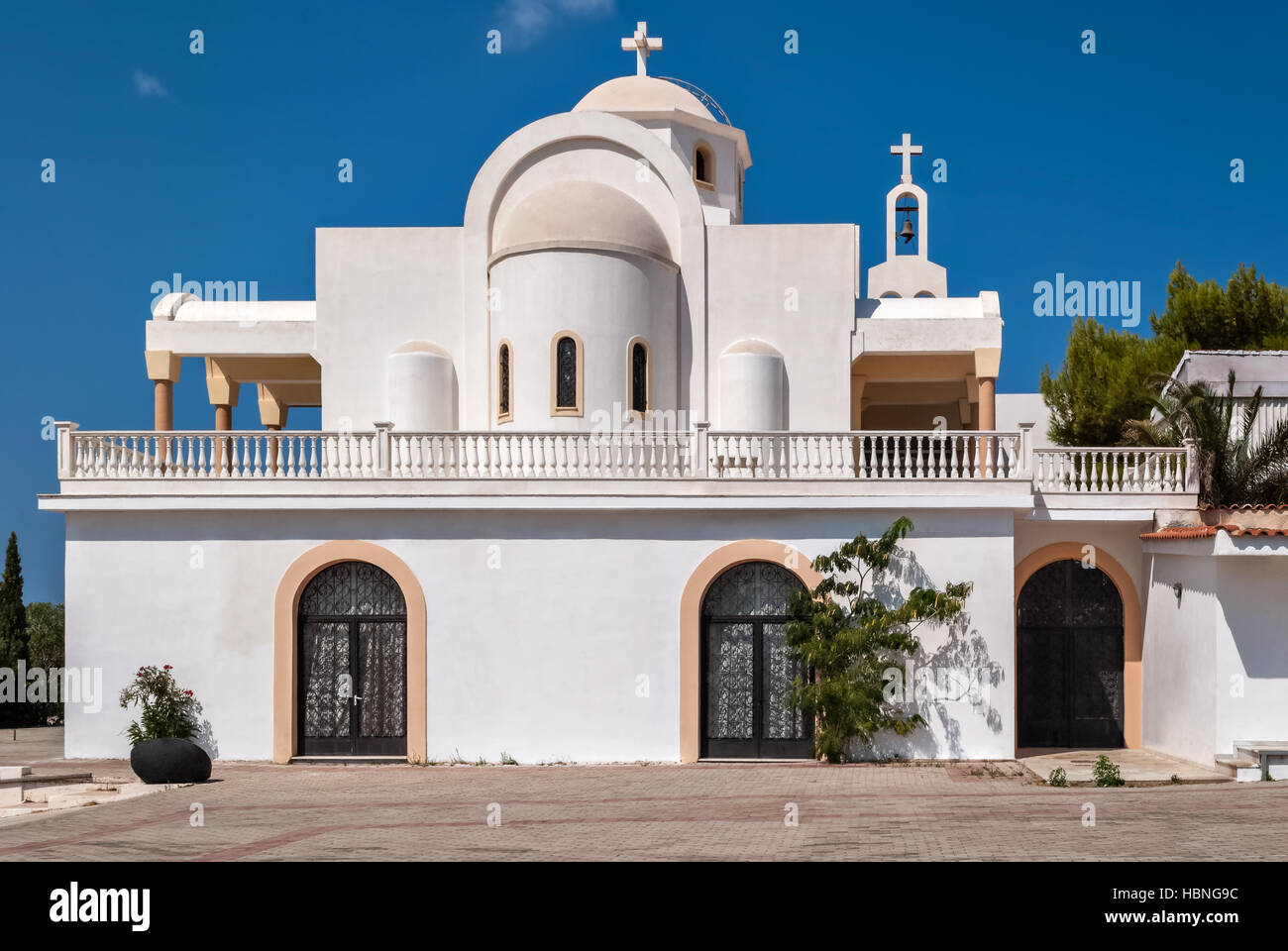 Church with white walls Stock Photo - Alamy