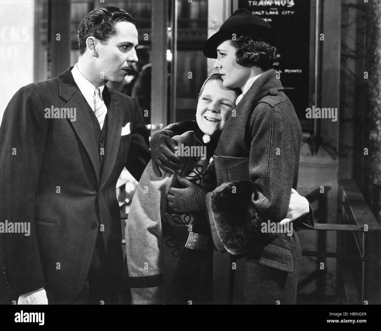 DINKY, from left: Roger Pryor, Jackie Cooper, Mary Astor, 1935 Stock ...