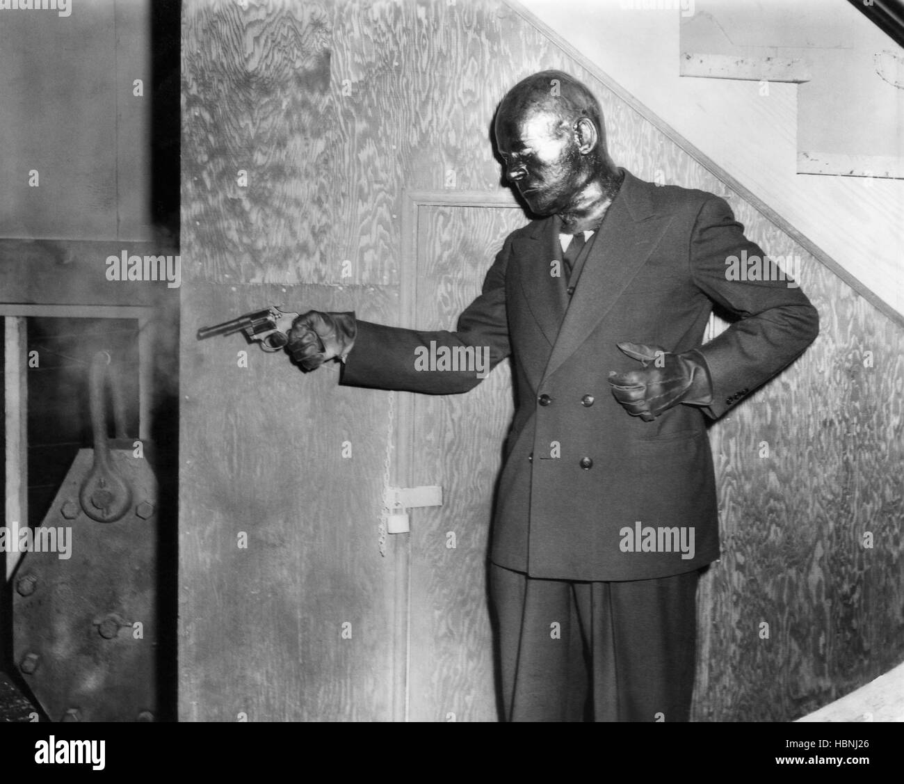 DICK TRACY VS. CRIME, INC., (aka DICK TRACY VS. THE PHANTOM EMPIRE ...