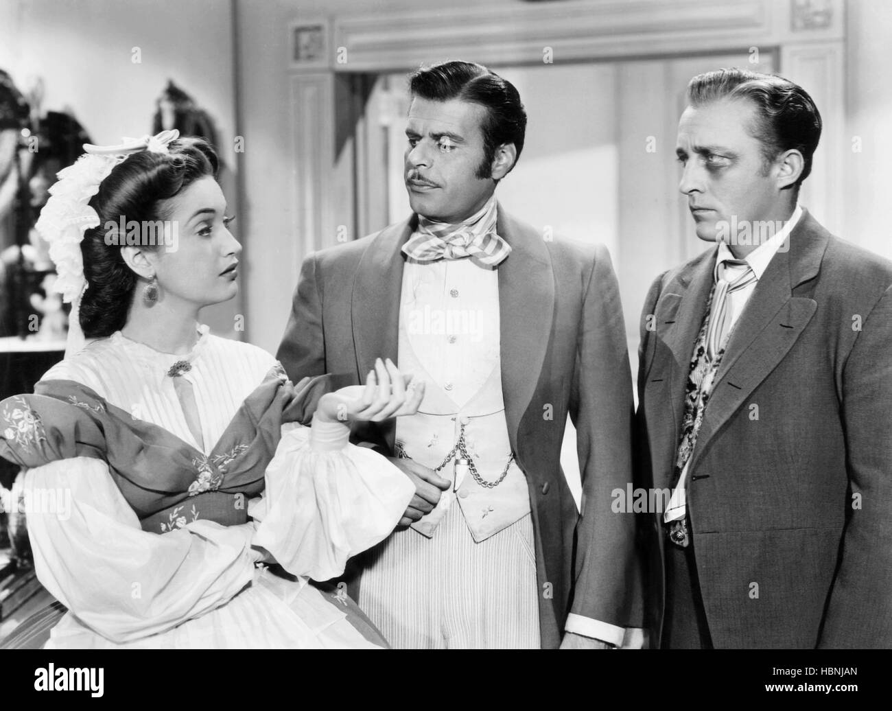 DIXIE, from left, Dorothy Lamour, Billy De Wolfe, Bing Crosby, 1943 ...