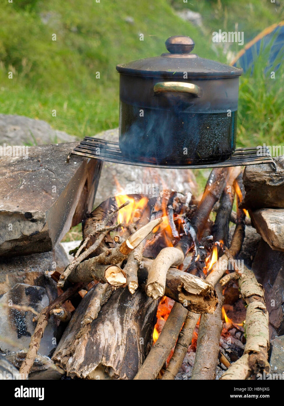 Cooked over fire hi-res stock photography and images - Alamy