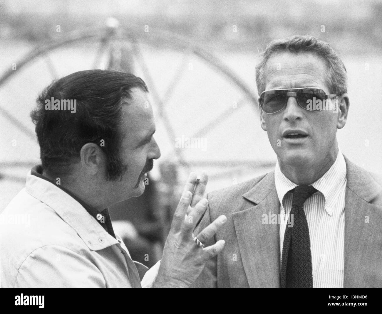 THE DROWNING POOL, from left: director Stuart Rosenberg, Paul Newman ...
