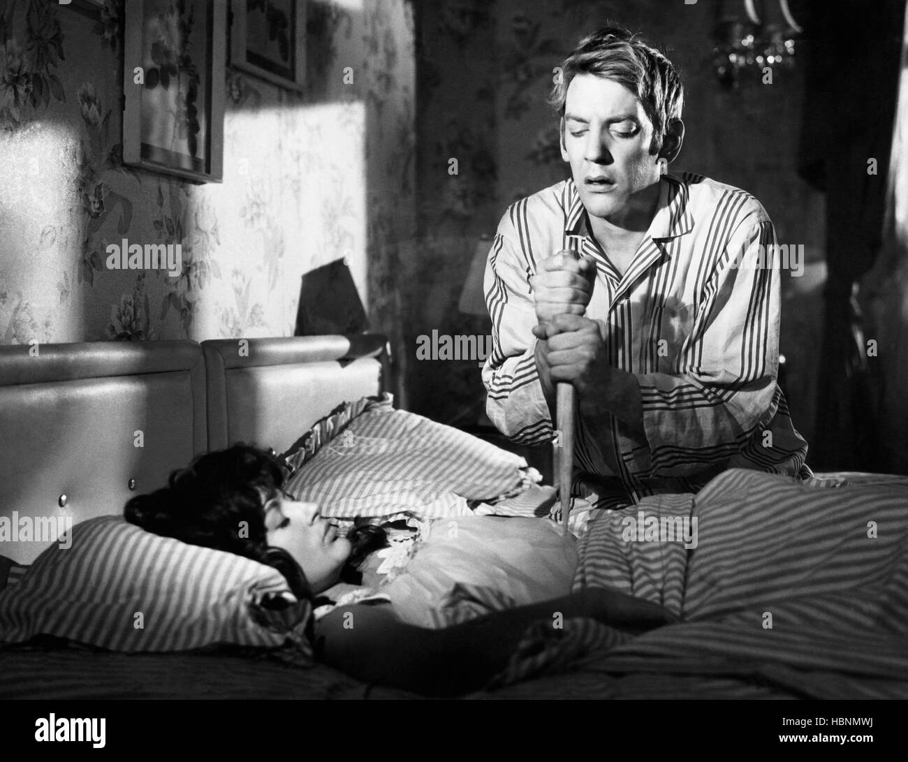 DR. TERROR'S HOUSE OF HORRORS, Jennifer Jayne (lying down), Donald ...