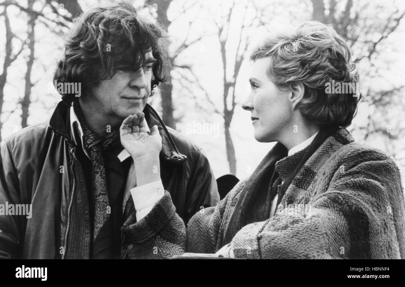 DUET FOR ONE, from left, Alan Bates, Julie Andrews, 1986, ©Cannon Films ...