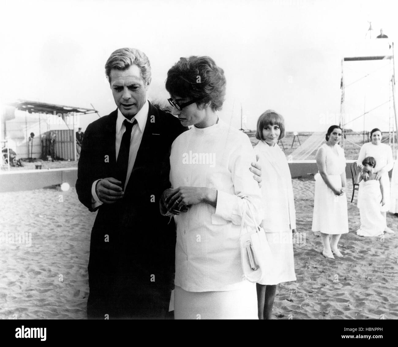 8 1/2, from left: Marcello Mastroianni, Anouk Aimee, Rossella Falk ...