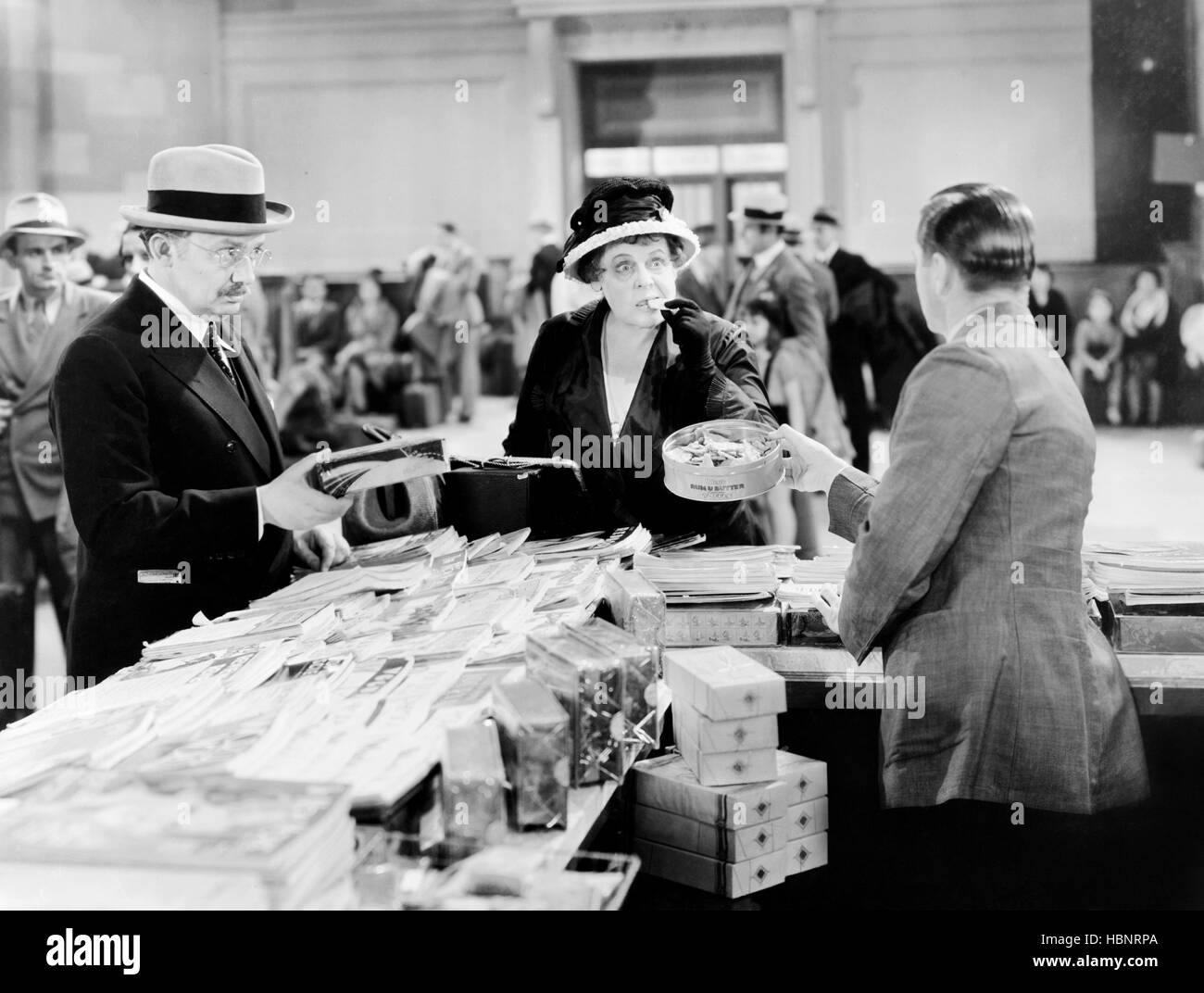 EMMA, from left, Jean Hersholt, Marie Dressler, Sherry Hall, 1932 Stock ...