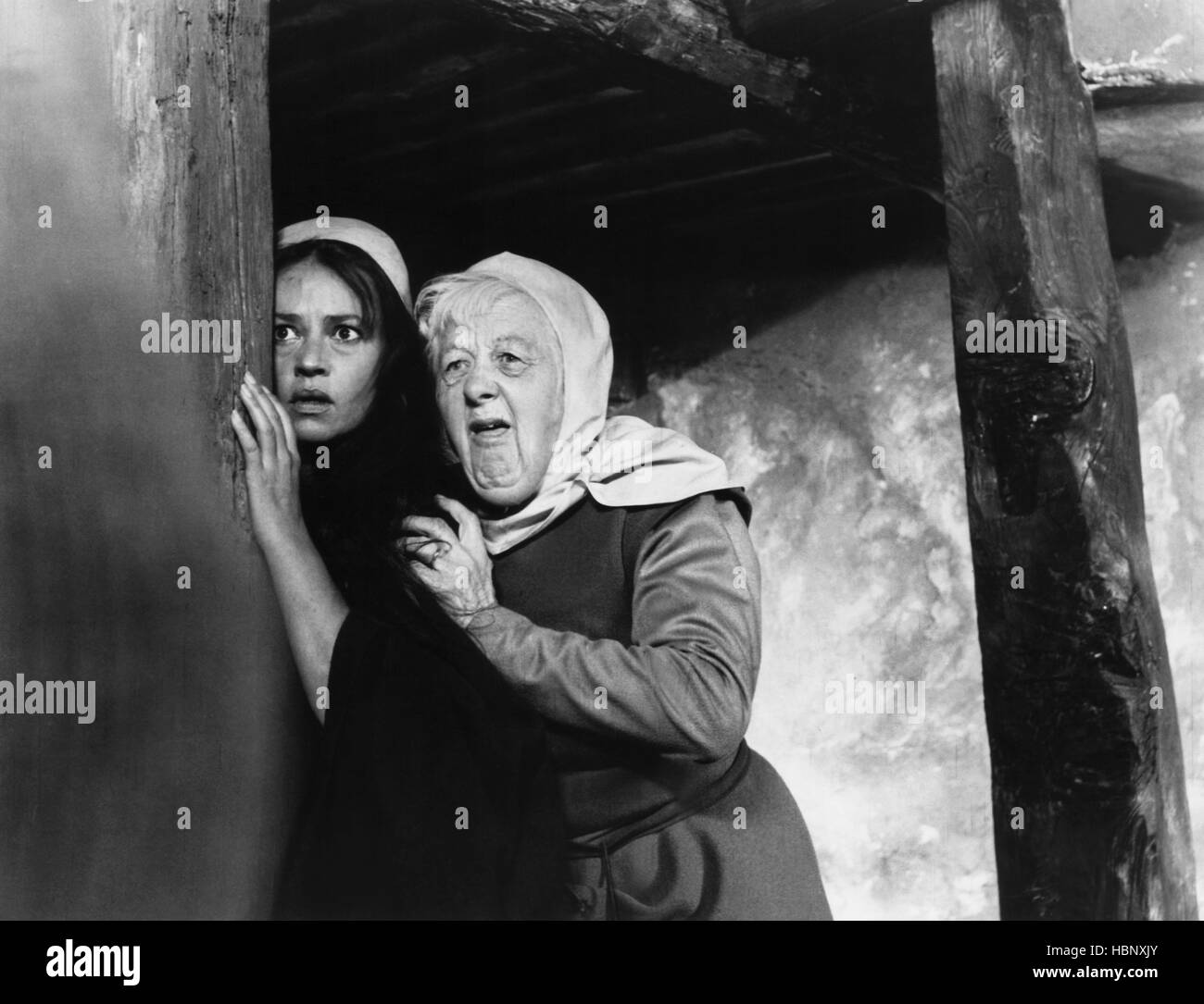 CHIMES AT MIDNIGHT, (aka FALSTAFF), from left: Jeanne Moreau, Margaret ...