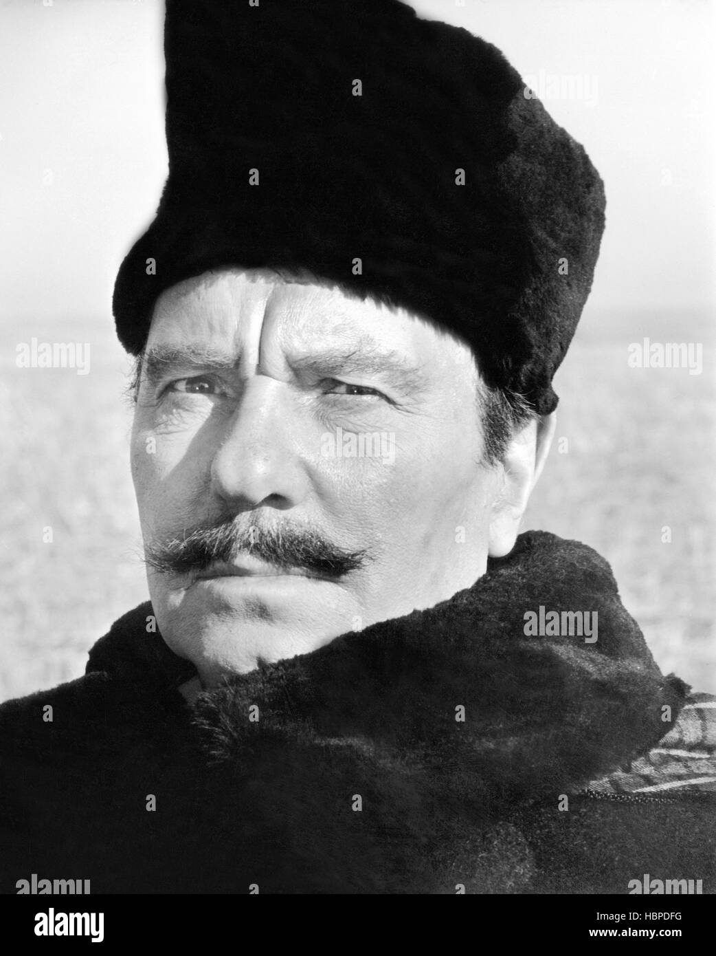 DOCTOR ZHIVAGO, Ralph Richardson, 1965 Stock Photo - Alamy