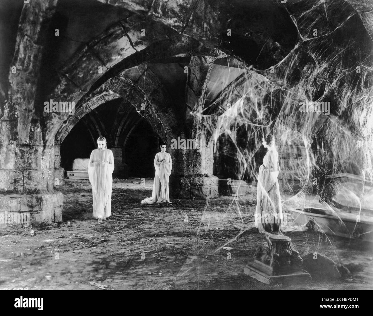DRACULA, from left, Geraldine Dvorak, Dorothy Tree, Cornelia Thaw, 1931 ...