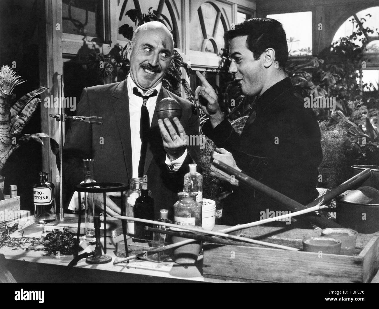 DROP DEAD DARLING, (aka ARRIVEDERCI, BABY), Lionel Jeffries, Tony Curtis, 1966 Stock Photo - Alamy