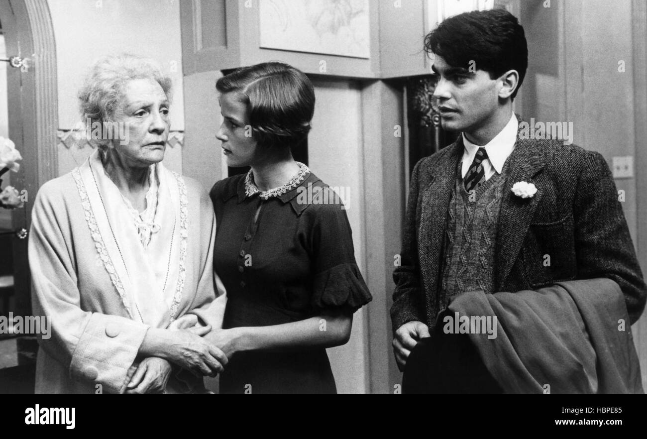 DREAMCHILD, Coral Browne, Nicola Cowper, Peter Gallagher, 1985 ...