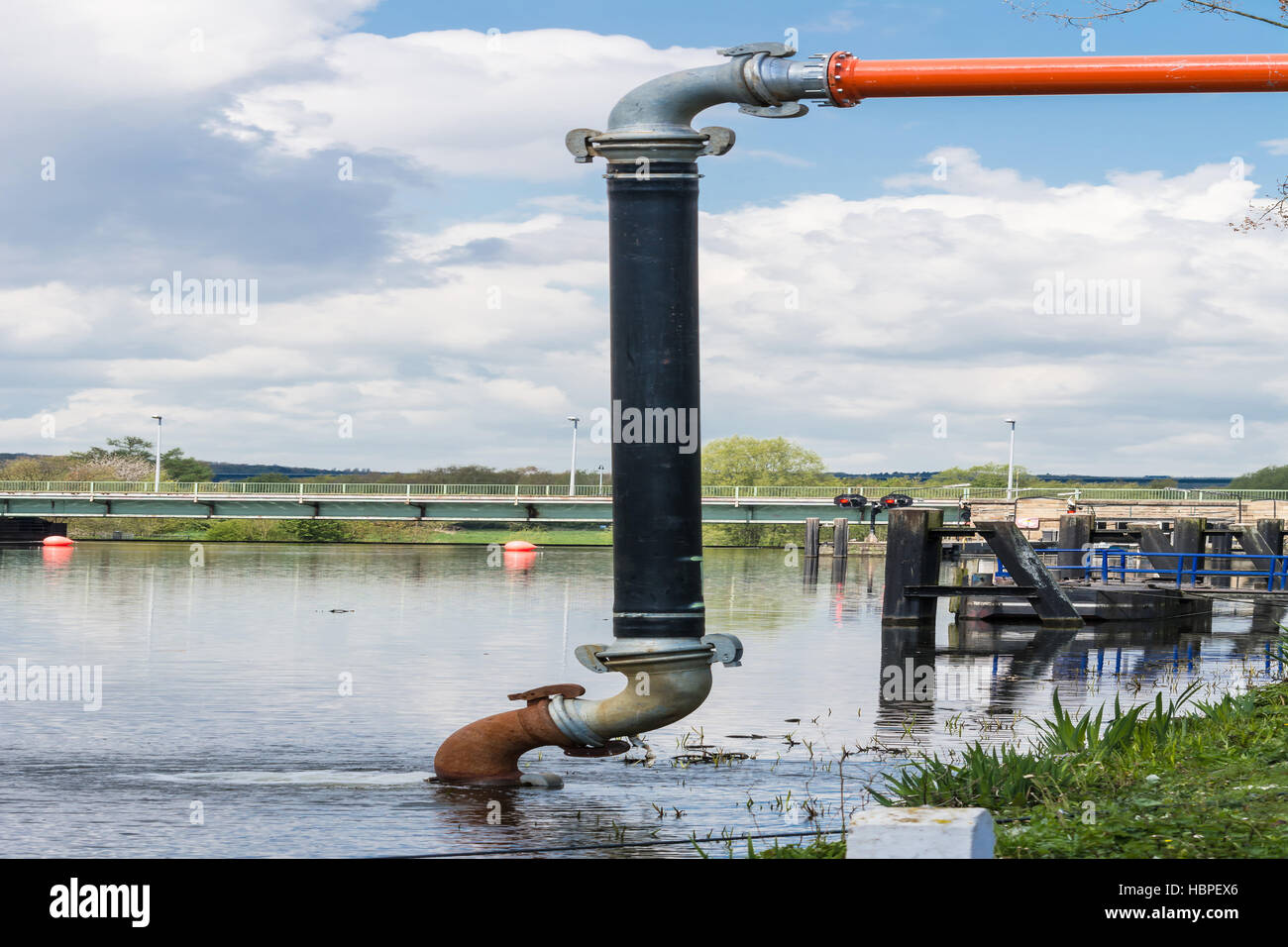 Pumping water from a river Stock Photo - Alamy