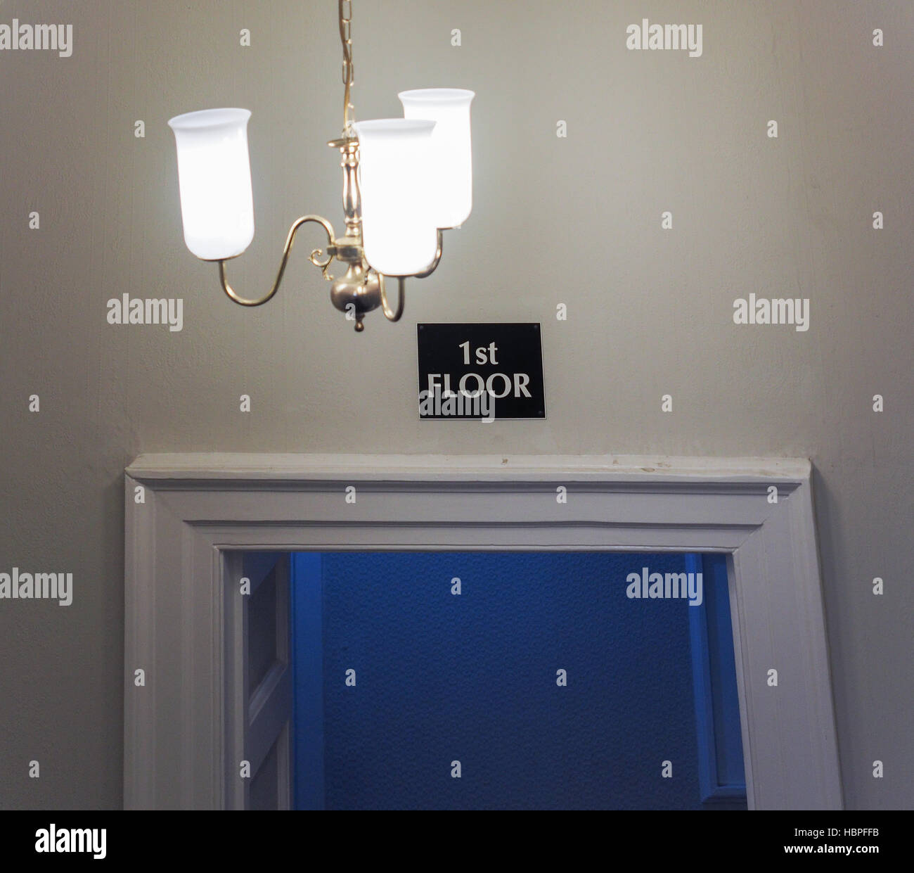 Door label hotel building hi-res stock photography and images - Alamy