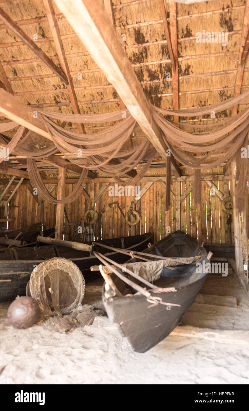 fischer wood barn Stock Photo - Alamy
