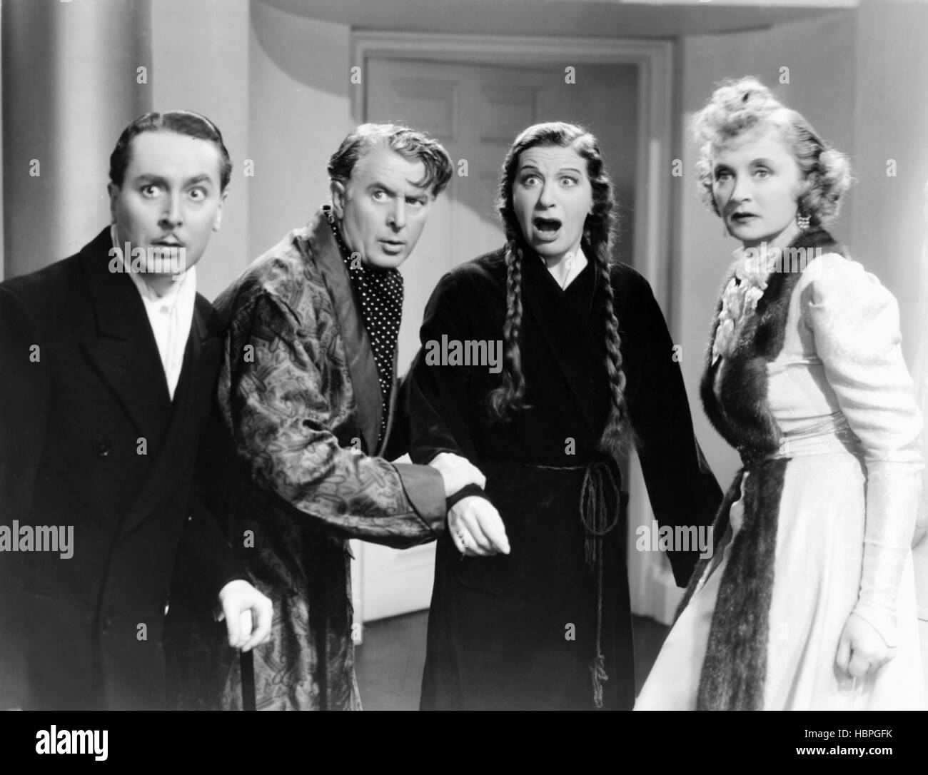 EVERYBODY SING, from left: Reginald Gardiner, Reginald Owen, Fanny ...