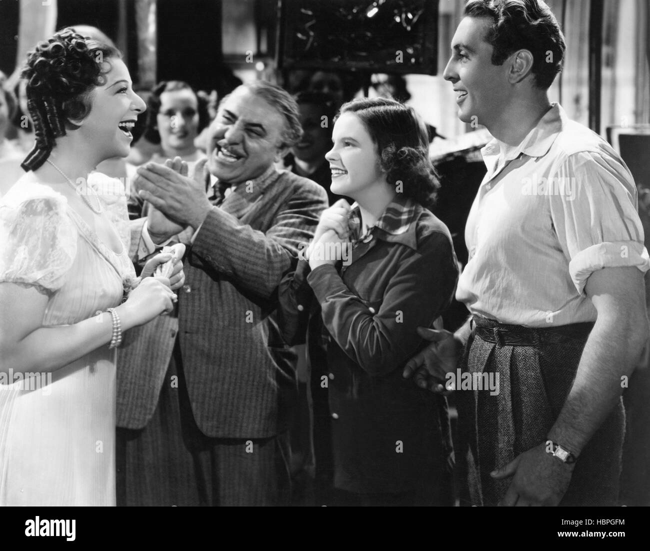 EVERYBODY SING, from left: Fannie Brice, Henry Armetta, Judy Garland ...