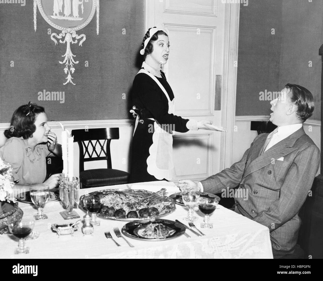 EVERYBODY SING, from left: Judy Garland, Fanny Brice, Reginald Owen ...